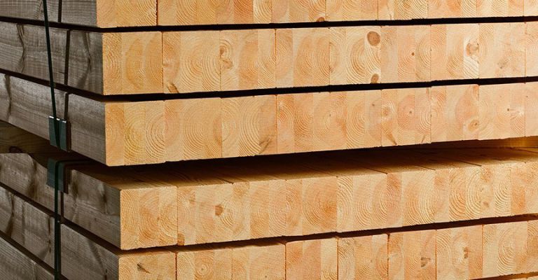 Sawn timber from Versowood | Precisely sawn and solid sawn timber.